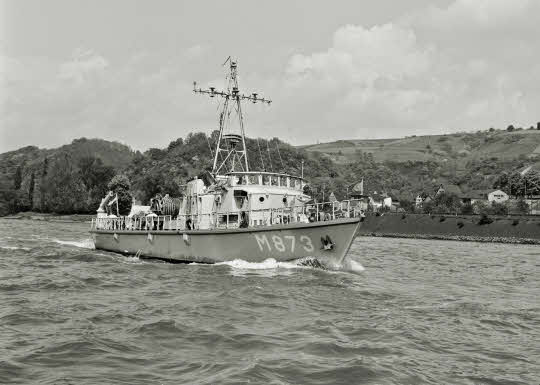Hr Ms Van Moppes M873